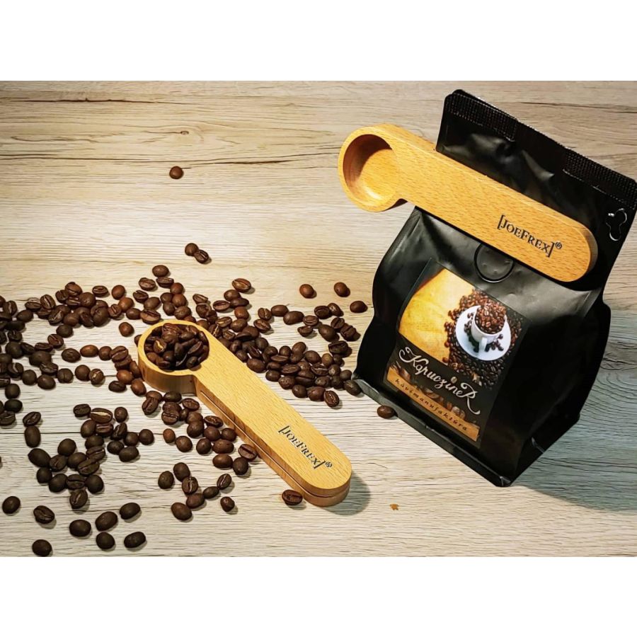 JoeFrex kaffemått och påsslutare i trä 7 g - Crema