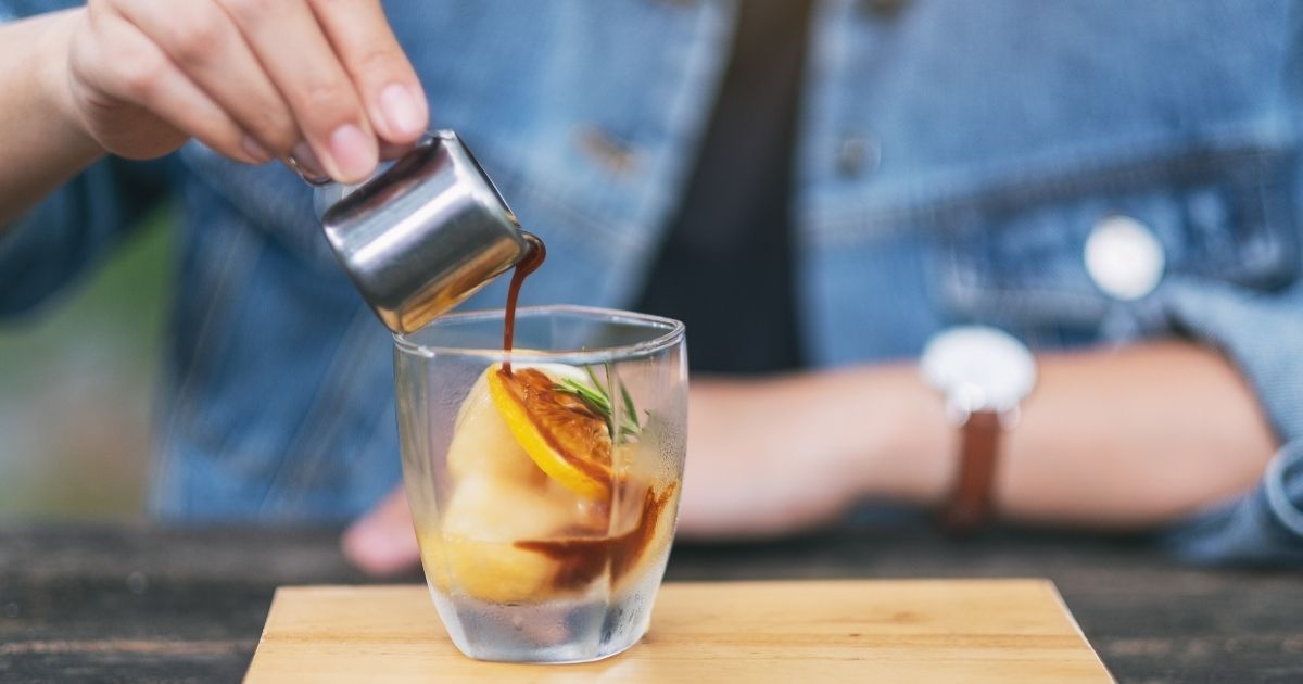 Mazagran - Algerian lemon iced coffee - Crema